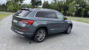 Grey Skoda Kodiaq 2020 in Kaunas, with an engine capacity of 1.97 L and mileage of 350 thousand km for 17450 €, photo 13 on AUTOMOTO.COM.LV