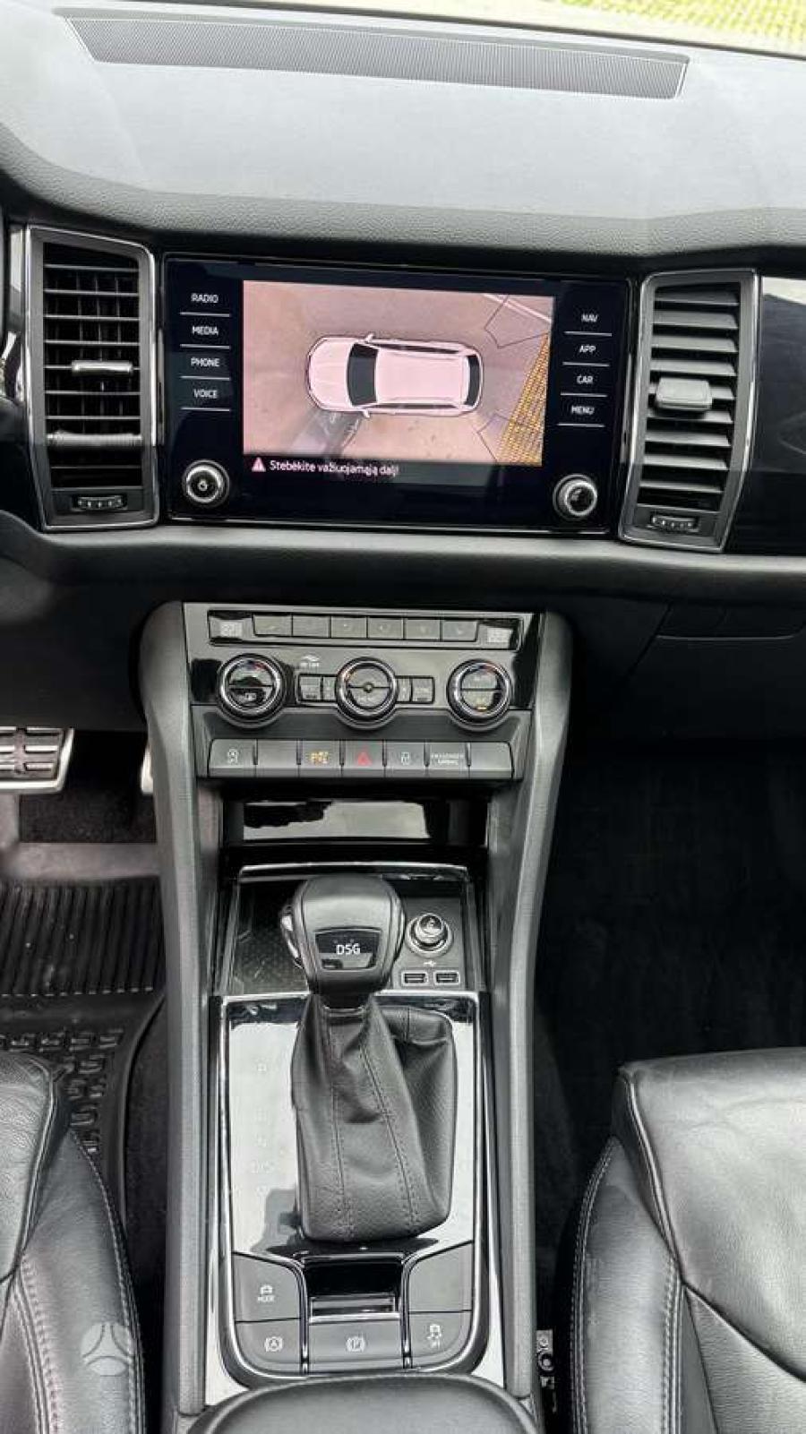 Grey Skoda Kodiaq 2020 in Kaunas, with an engine capacity of 1.97 L and mileage of 350 thousand km for 17450 €, photo 16 on AUTOMOTO.COM.LV