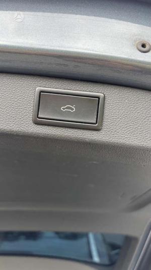 Grey Skoda Kodiaq 2020 in Kaunas, with an engine capacity of 1.97 L and mileage of 350 thousand km for 17450 €, photo 23 on AUTOMOTO.COM.LV