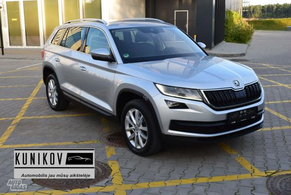 Pelēks Skoda Kodiaq 2020 Viļņa, ar dzinēja tilpumu 2.00 L un nobraukumu 293 tūkst. km par 17700 €, foto 1 vietnē AUTOMOTO.COM.LV