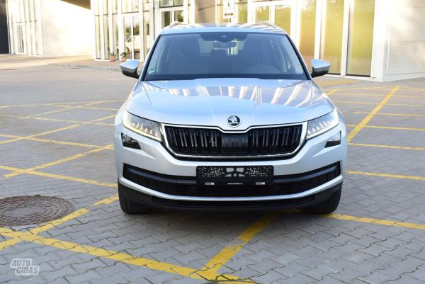 Pelēks Skoda Kodiaq 2020 Viļņa, ar dzinēja tilpumu 2.00 L un nobraukumu 293 tūkst. km par 17700 €, foto 2 vietnē AUTOMOTO.COM.LV