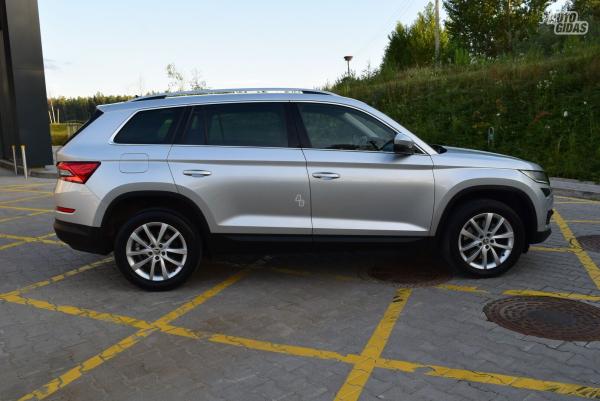 Pelēks Skoda Kodiaq 2020 Viļņa, ar dzinēja tilpumu 2.00 L un nobraukumu 293 tūkst. km par 17700 €, foto 8 vietnē AUTOMOTO.COM.LV