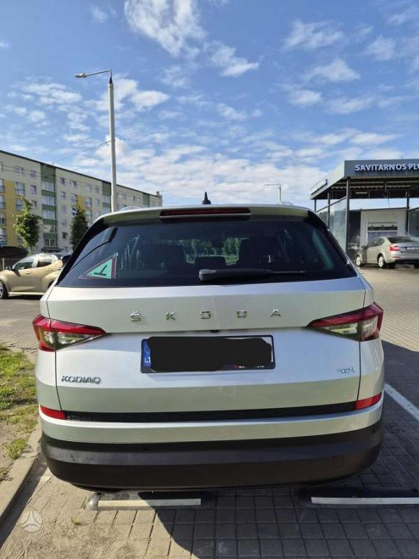 Grey Skoda Kodiaq 2020 in Vilnius, with an engine capacity of 1.97 L and mileage of 92 thousand km for 23900 €, photo 5 on AUTOMOTO.COM.LV