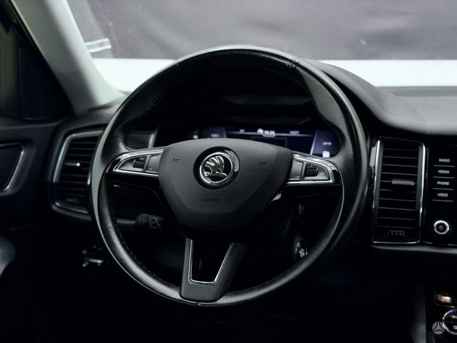 Pelēks Skoda Kodiaq 2020 Viļņa, ar dzinēja tilpumu 1.97 L un nobraukumu 234 tūkst. km par 20990 €, foto 20 vietnē AUTOMOTO.COM.LV