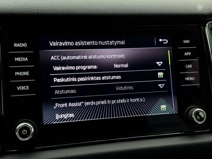 Pelēks Skoda Kodiaq 2020 Viļņa, ar dzinēja tilpumu 1.97 L un nobraukumu 234 tūkst. km par 20990 €, foto 29 vietnē AUTOMOTO.COM.LV