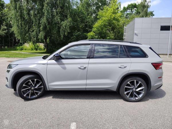 Grey Skoda Kodiaq 2020 in Vilnius, with an engine capacity of 1.50 L and mileage of 195 thousand km for 18400 €, photo 2 on AUTOMOTO.COM.LV