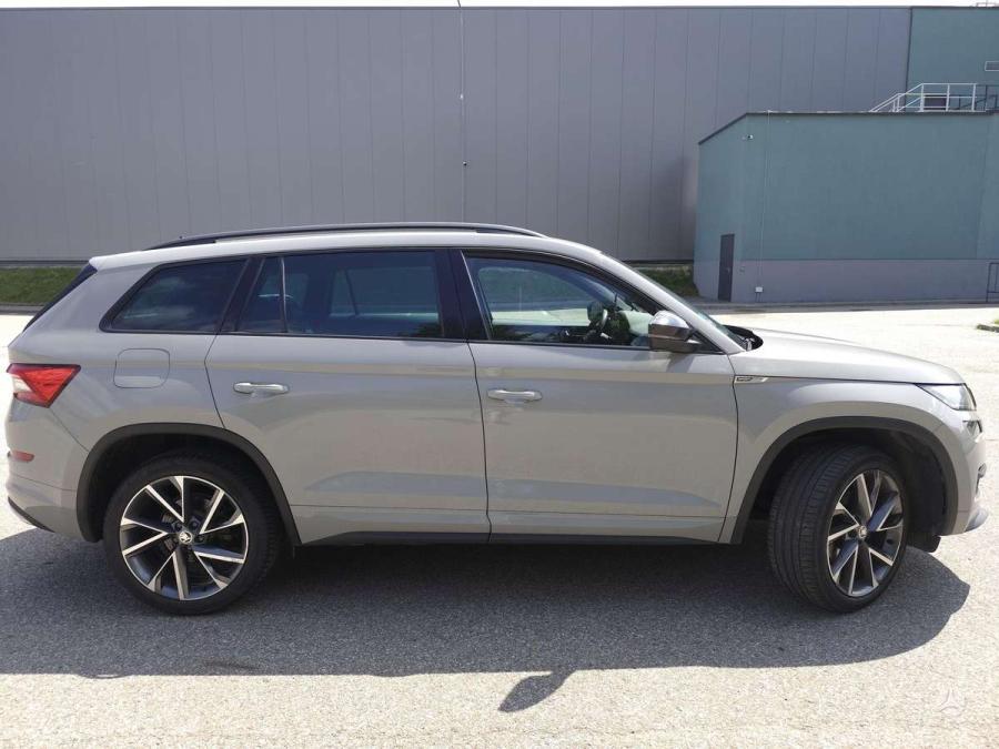 Серый Шкода Kodiaq 2020 в Вильнюс, объемом двигателя 1.50 л и пробегом 195 тыс. км за 18400 €, фото 5 на AUTOMOTO.COM.LV