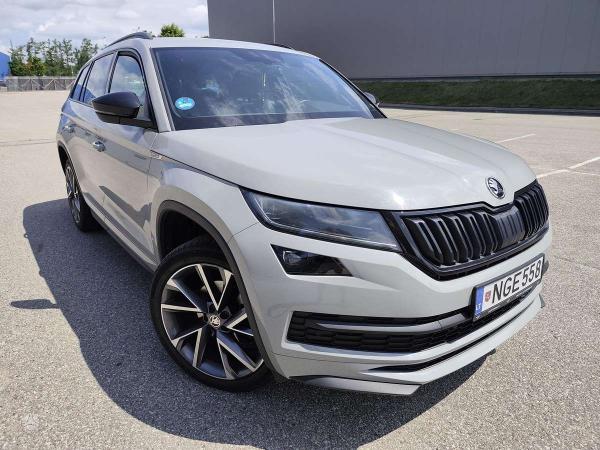 Grey Skoda Kodiaq 2020 in Vilnius, with an engine capacity of 1.50 L and mileage of 195 thousand km for 18400 €, photo 5 on AUTOMOTO.COM.LV