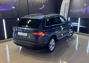 Grey Skoda Kodiaq 2020 in Vilnius, with an engine capacity of 2.00 L and mileage of 171 thousand km for 19850 €, photo 3 on AUTOMOTO.COM.LV