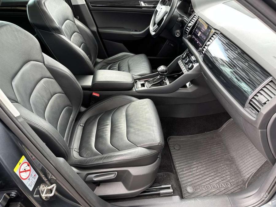 Grey Skoda Kodiaq 2020 in Vilnius, with an engine capacity of 2.00 L and mileage of 171 thousand km for 19850 €, photo 7 on AUTOMOTO.COM.LV