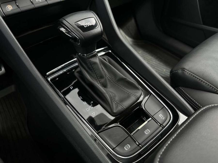 Grey Skoda Kodiaq 2020 in Vilnius, with an engine capacity of 2.00 L and mileage of 171 thousand km for 19850 €, photo 25 on AUTOMOTO.COM.LV