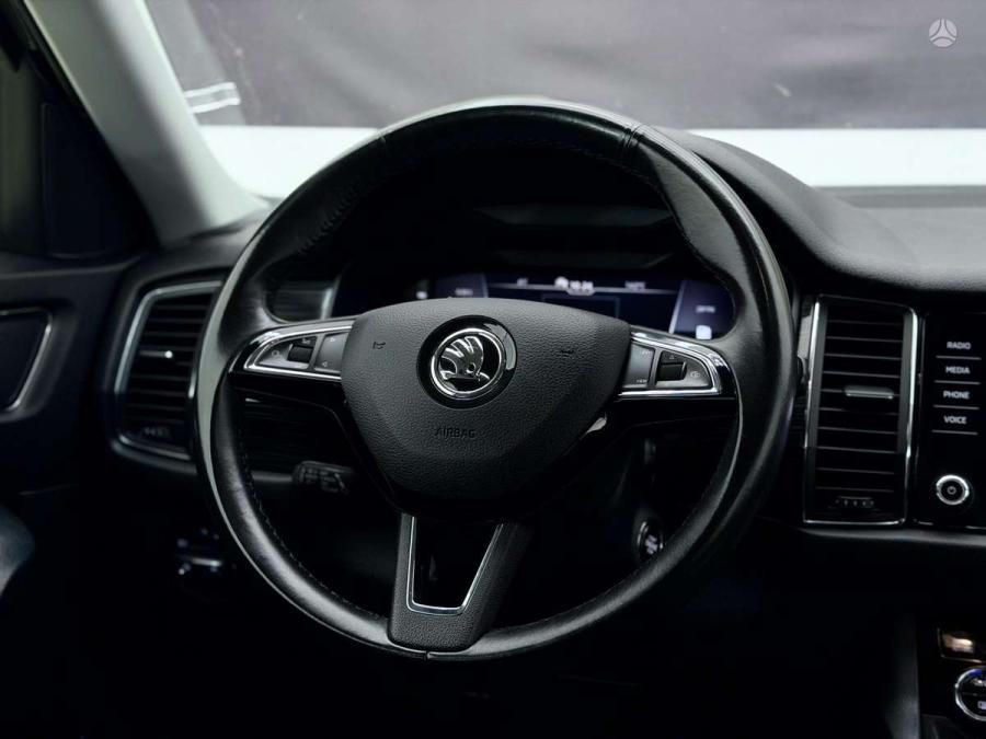 Pelēks Skoda Kodiaq 2020 Viļņa, ar dzinēja tilpumu 1.97 L un nobraukumu 234 tūkst. km par 20990 €, foto 20 vietnē AUTOMOTO.COM.LV