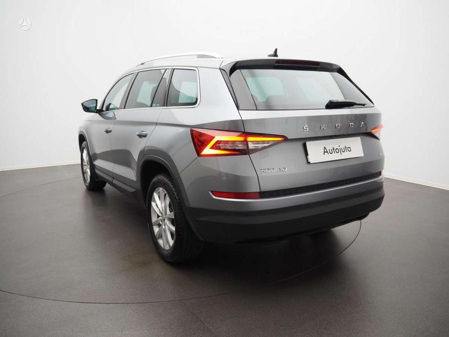 Grey Skoda Kodiaq 2020 in Vilnius, with an engine capacity of 1.98 L and mileage of 140 thousand km for 23000 €, photo 7 on AUTOMOTO.COM.LV
