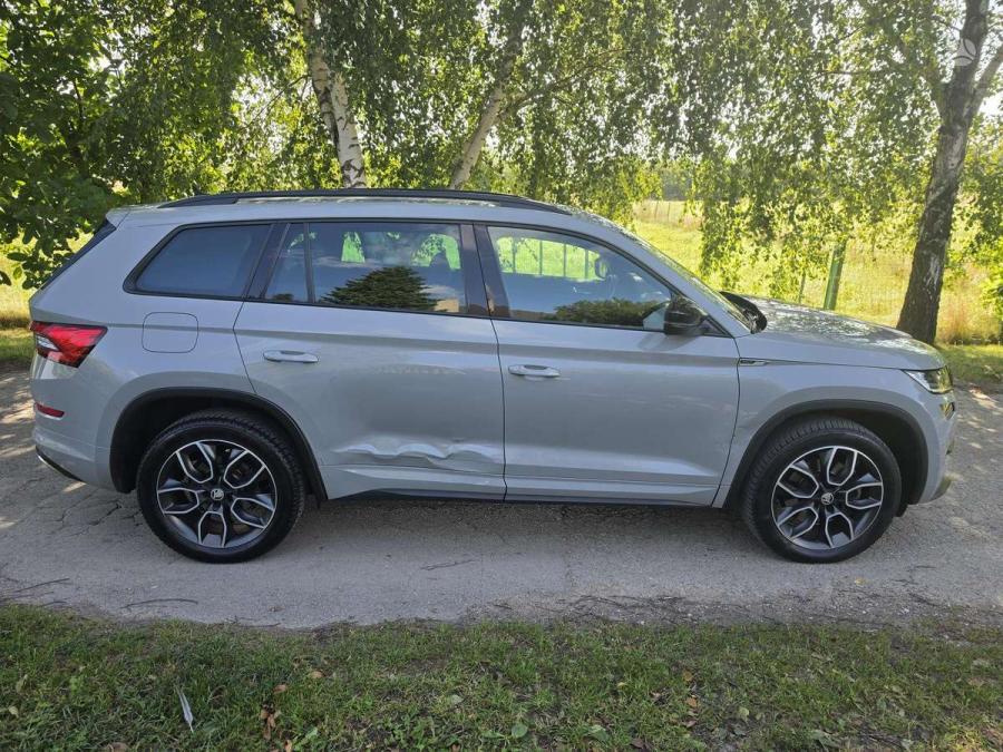 Grey Skoda Kodiaq 2020 in Raseiniai, with an engine capacity of 1.97 L and mileage of 226 thousand km for 15450 €, photo 8 on AUTOMOTO.COM.LV