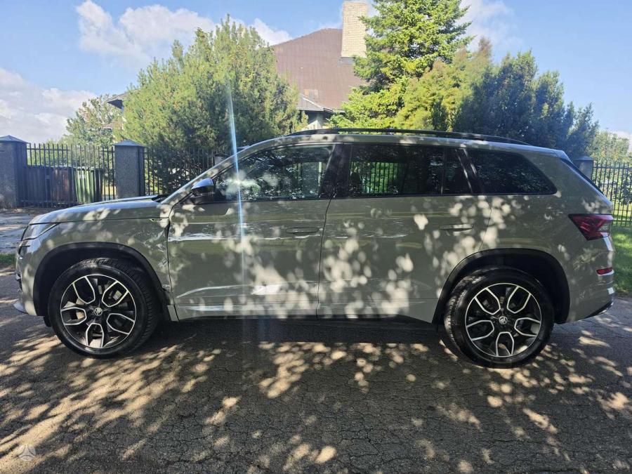Grey Skoda Kodiaq 2020 in Raseiniai, with an engine capacity of 1.97 L and mileage of 226 thousand km for 15450 €, photo 9 on AUTOMOTO.COM.LV