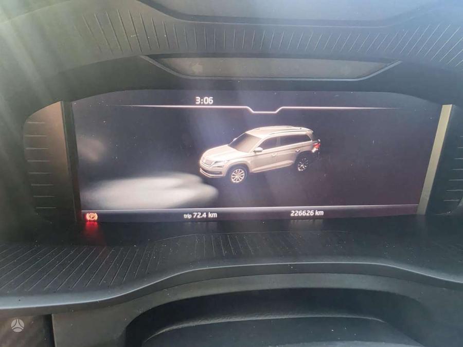 Grey Skoda Kodiaq 2020 in Raseiniai, with an engine capacity of 1.97 L and mileage of 226 thousand km for 15450 €, photo 32 on AUTOMOTO.COM.LV