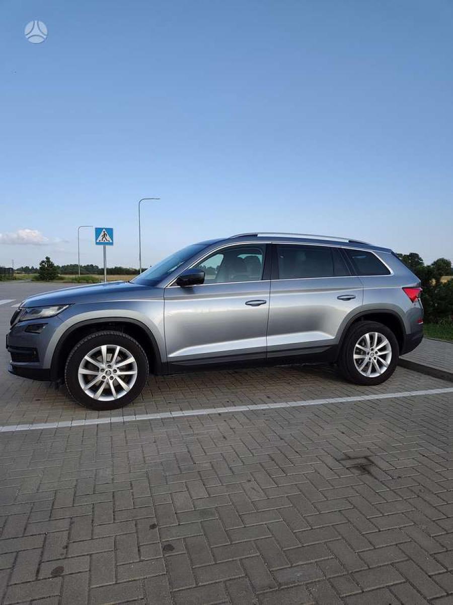 Grey Skoda Kodiaq 2020 in Kaunas, with an engine capacity of 1.97 L and mileage of 211 thousand km for 19499 €, photo 7 on AUTOMOTO.COM.LV