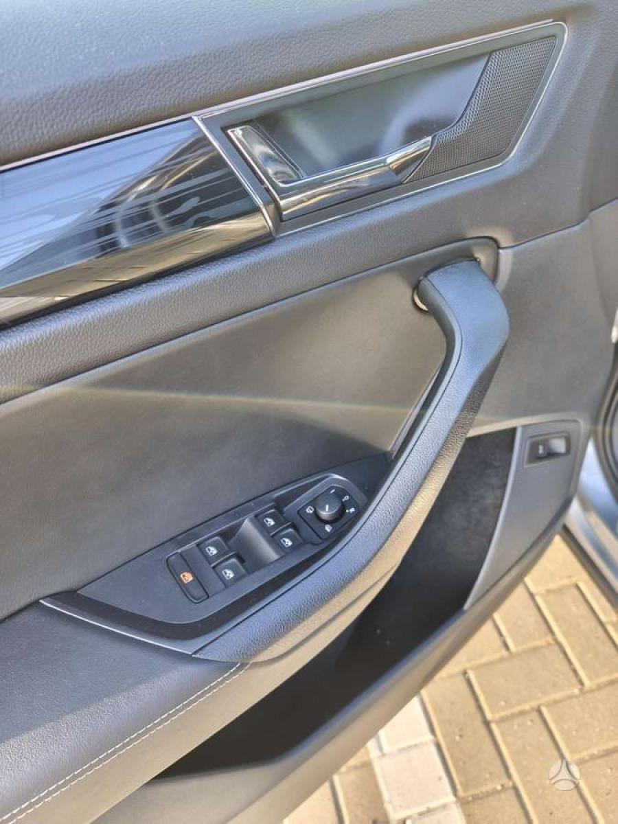 Grey Skoda Kodiaq 2020 in Kaunas, with an engine capacity of 1.97 L and mileage of 211 thousand km for 19499 €, photo 14 on AUTOMOTO.COM.LV
