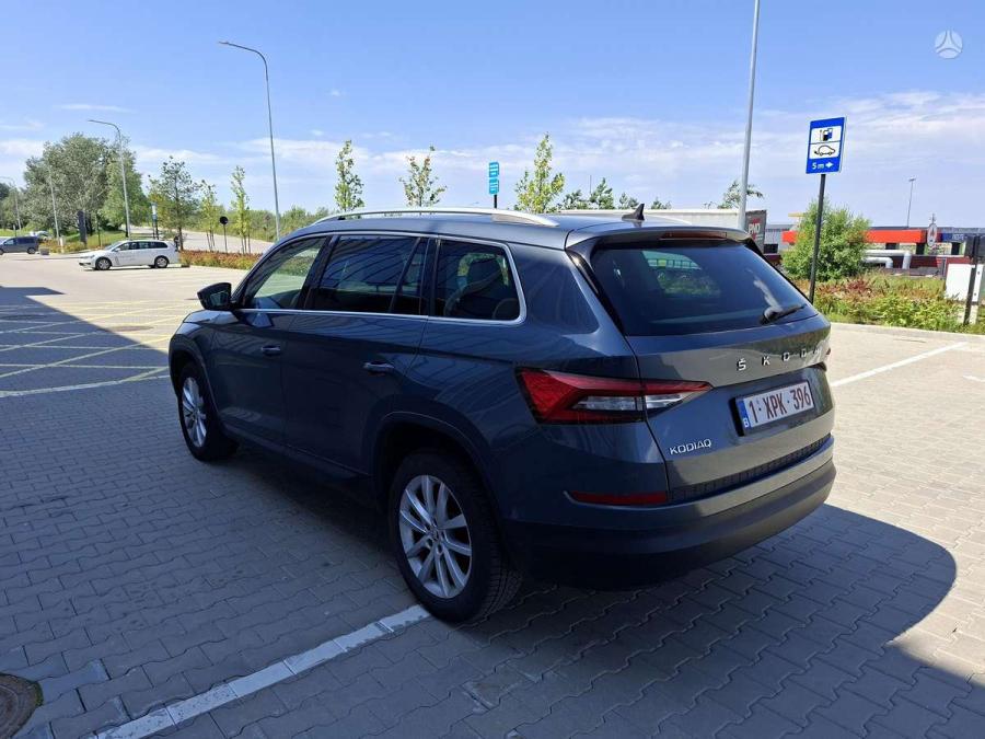 Grey Skoda Kodiaq 2020 in Vilnius, with an engine capacity of 2.00 L and mileage of 214 thousand km for 17900 €, photo 3 on AUTOMOTO.COM.LV