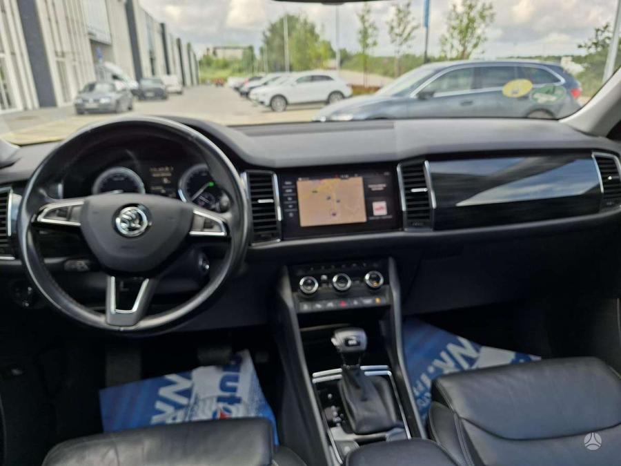 Grey Skoda Kodiaq 2020 in Vilnius, with an engine capacity of 2.00 L and mileage of 214 thousand km for 17900 €, photo 11 on AUTOMOTO.COM.LV