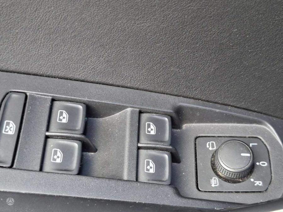 Grey Skoda Kodiaq 2020 in Vilnius, with an engine capacity of 2.00 L and mileage of 214 thousand km for 17900 €, photo 25 on AUTOMOTO.COM.LV