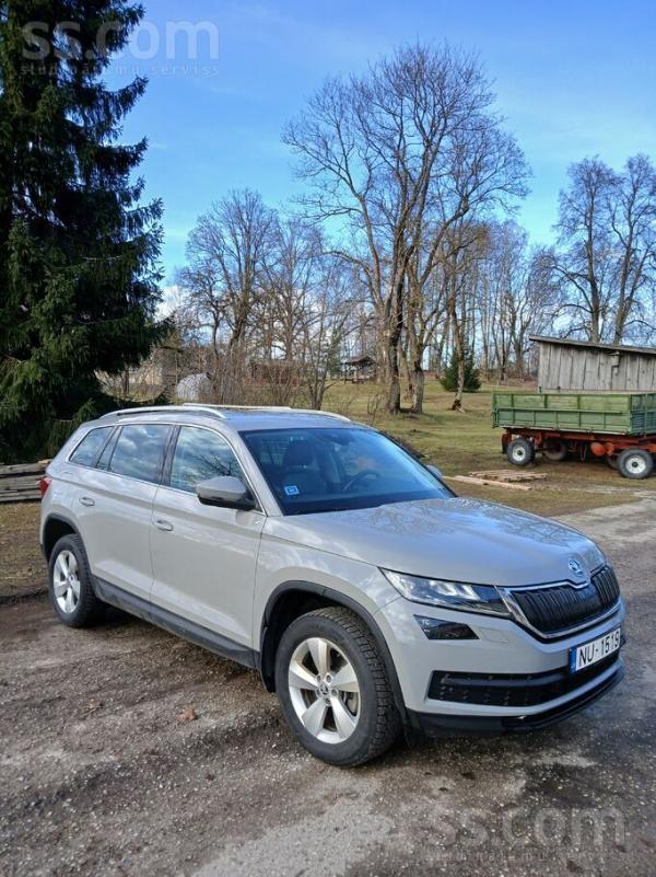 Pelēks Skoda Kodiaq 2020 Madona, ar dzinēja tilpumu 2.00 L un nobraukumu 215 tūkst. km par 17400 €, foto 3 vietnē AUTOMOTO.COM.LV