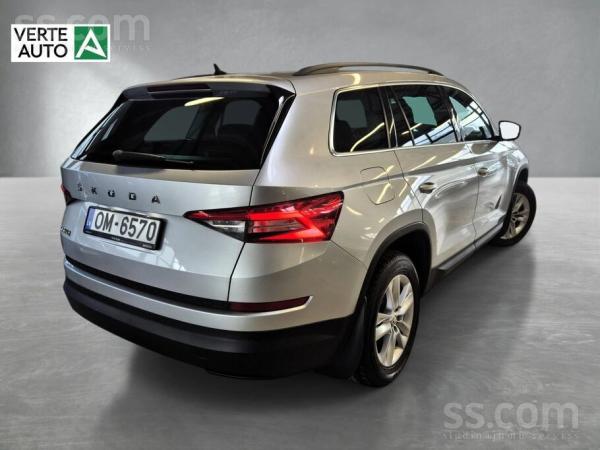 Grey Skoda Kodiaq 2020 in Riga, with an engine capacity of 1.50 L and mileage of 74 thousand km for 24490 €, photo 5 on AUTOMOTO.COM.LV