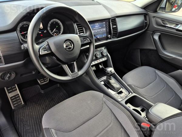 Grey Skoda Kodiaq 2020 in Riga, with an engine capacity of 1.50 L and mileage of 74 thousand km for 24490 €, photo 8 on AUTOMOTO.COM.LV