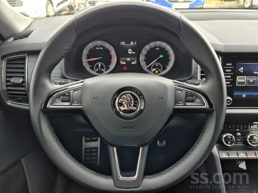 Pelēks Skoda Kodiaq 2020 Rīga, ar dzinēja tilpumu 1.50 L un nobraukumu 74 tūkst. km par 24490 €, foto 11 vietnē AUTOMOTO.COM.LV