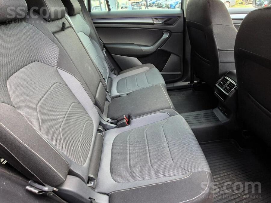 Pelēks Skoda Kodiaq 2020 Rīga, ar dzinēja tilpumu 1.50 L un nobraukumu 74 tūkst. km par 24490 €, foto 24 vietnē AUTOMOTO.COM.LV