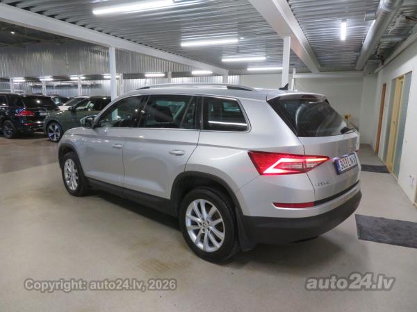 Skoda Kodiaq 2020 in Tallinn on AUTOMOTO.COM.LV Grey Skoda Kodiaq 2020 in Tallinn, with an engine capacity of 2.00 L and mileage of 183 thousand km for 21500 €, photo 3 on AUTOMOTO.COM.LV