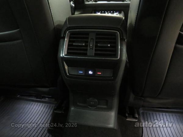 Skoda Kodiaq 2020 in Tallinn on AUTOMOTO.COM.LV Grey Skoda Kodiaq 2020 in Tallinn, with an engine capacity of 2.00 L and mileage of 183 thousand km for 21500 €, photo 7 on AUTOMOTO.COM.LV