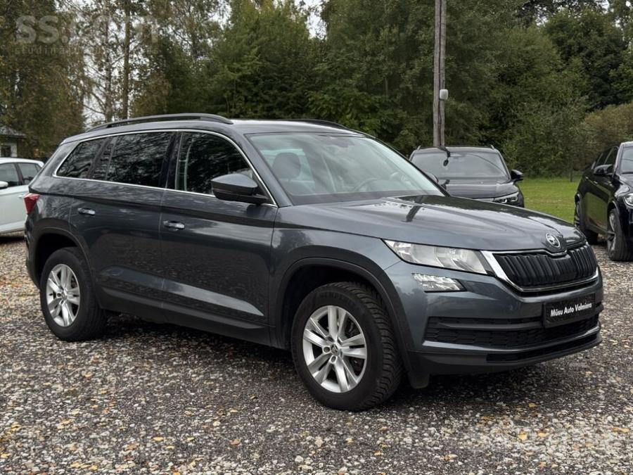 Grey Skoda Kodiaq 2020 in Valmiera, with an engine capacity of 2.00 L and mileage of 219 thousand km for 17400 €, photo 1 on AUTOMOTO.COM.LV