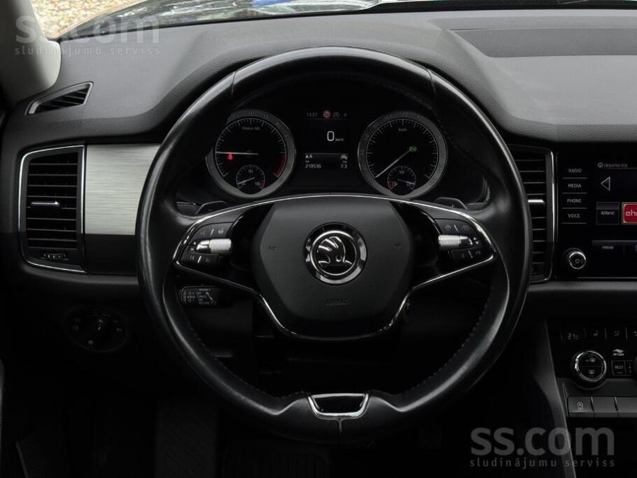 Grey Skoda Kodiaq 2020 in Valmiera, with an engine capacity of 2.00 L and mileage of 219 thousand km for 17400 €, photo 10 on AUTOMOTO.COM.LV