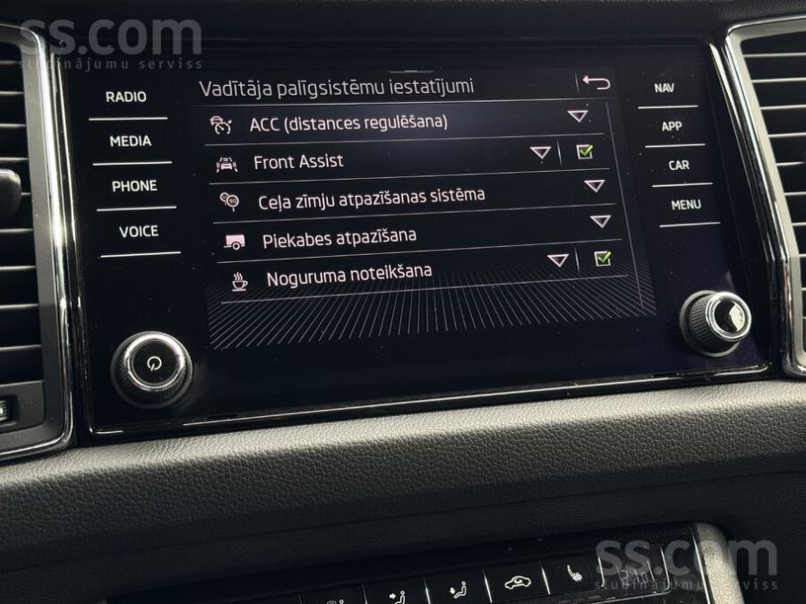 Grey Skoda Kodiaq 2020 in Valmiera, with an engine capacity of 2.00 L and mileage of 219 thousand km for 17400 €, photo 15 on AUTOMOTO.COM.LV