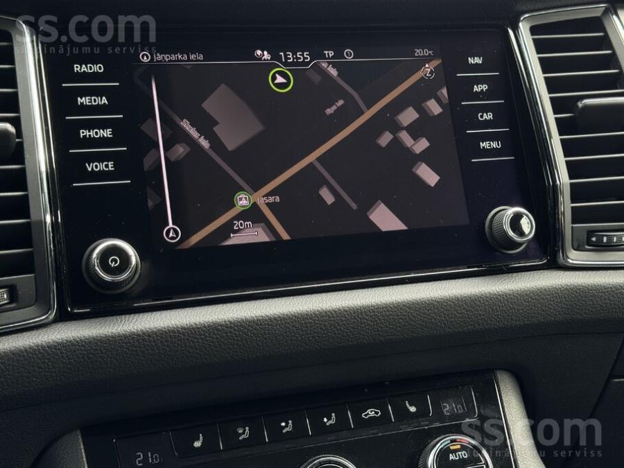 Grey Skoda Kodiaq 2020 in Valmiera, with an engine capacity of 2.00 L and mileage of 219 thousand km for 17400 €, photo 17 on AUTOMOTO.COM.LV