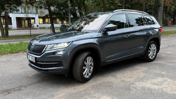 Grey Skoda Kodiaq 2020 in Riga, with an engine capacity of 2.00 L and mileage of 174 thousand km for 19600 €, photo 1 on AUTOMOTO.COM.LV