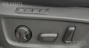 Grey Skoda Kodiaq 2020 in Riga, with an engine capacity of 2.00 L and mileage of 174 thousand km for 19600 €, photo 9 on AUTOMOTO.COM.LV