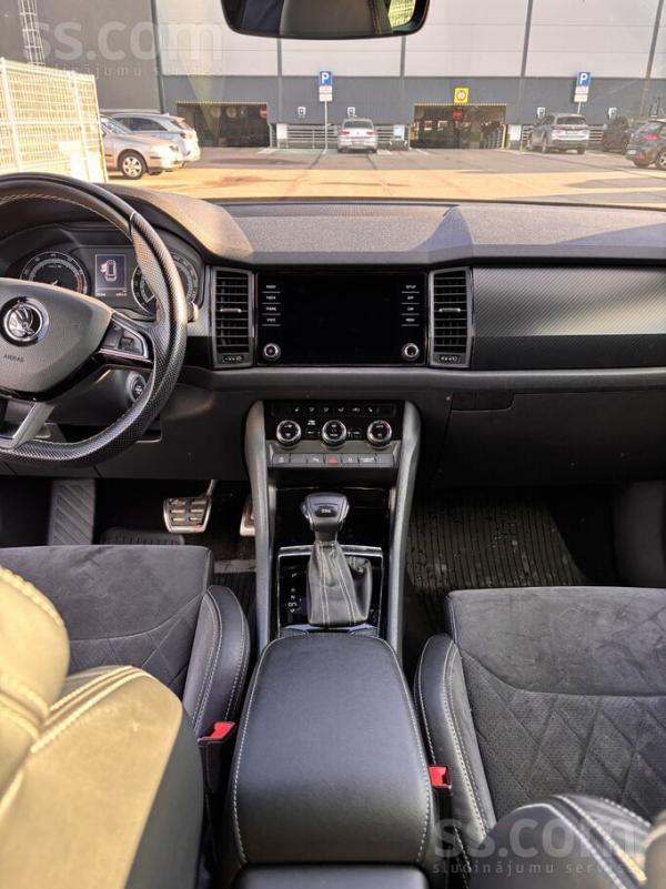 Pelēks Skoda Kodiaq 2020 Rīga, ar dzinēja tilpumu 1.50 L un nobraukumu 77 tūkst. km par 24500 €, foto 11 vietnē AUTOMOTO.COM.LV