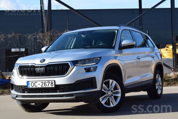 Grey Skoda Kodiaq 2021 in Ogre, with an engine capacity of 2.00 L and mileage of 0 thousand km for 18800 €, photo 1 on AUTOMOTO.COM.LV