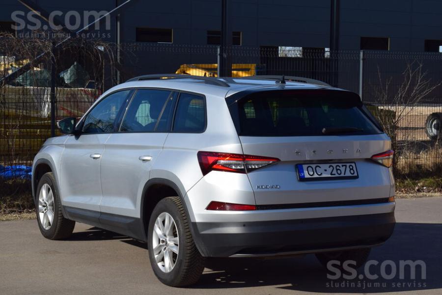 Grey Skoda Kodiaq 2021 in Ogre, with an engine capacity of 2.00 L and mileage of 0 thousand km for 18800 €, photo 9 on AUTOMOTO.COM.LV