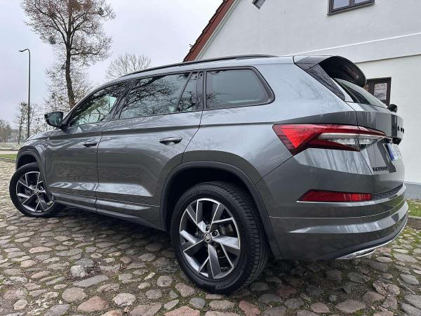 Серый Шкода Kodiaq 2021 в Каунас, объемом двигателя 1.97 л и пробегом 250 тыс. км за 25398 €, фото 4 на AUTOMOTO.COM.LV