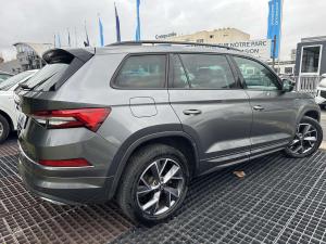 Pelēks Skoda Kodiaq 2021 Kauņa, ar dzinēja tilpumu 1.97 L un nobraukumu 250 tūkst. km par 25398 €, foto 38 vietnē AUTOMOTO.COM.LV