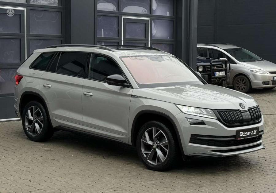Grey Skoda Kodiaq 2021 in Siauliai, with an engine capacity of 1.50 L and mileage of 190 thousand km for 22990 €, photo 3 on AUTOMOTO.COM.LV