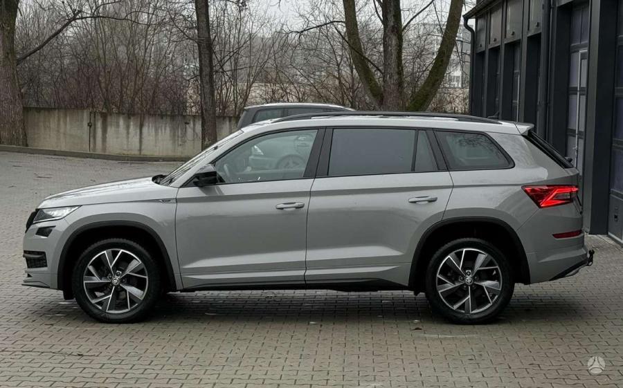 Grey Skoda Kodiaq 2021 in Siauliai, with an engine capacity of 1.50 L and mileage of 190 thousand km for 22990 €, photo 8 on AUTOMOTO.COM.LV