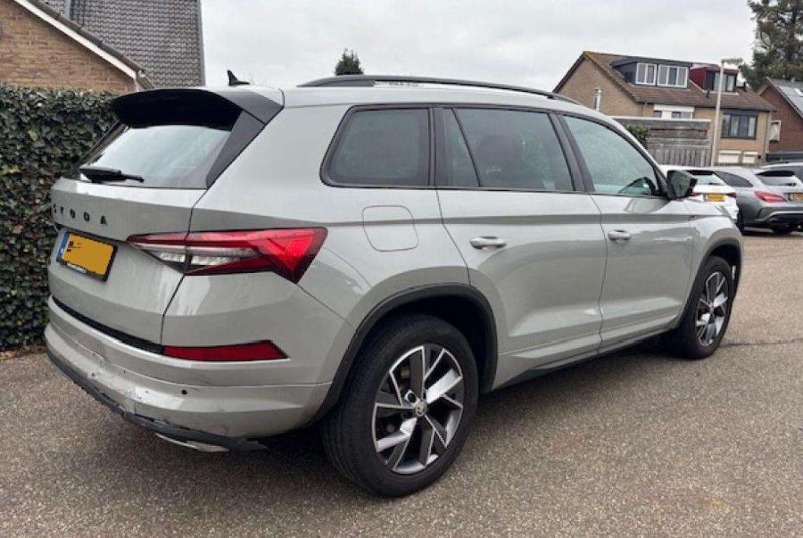 Pelēks Skoda Kodiaq 2021 Šauļi, ar dzinēja tilpumu 1.50 L un nobraukumu 170 tūkst. km par 17990 €, foto 3 vietnē AUTOMOTO.COM.LV