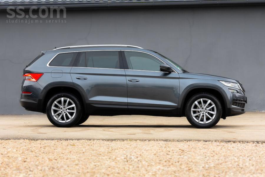 Pelēks Skoda Kodiaq 2021 Jelgava, ar dzinēja tilpumu 1.50 L un nobraukumu 243 tūkst. km par 17500 €, foto 4 vietnē AUTOMOTO.COM.LV