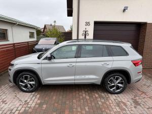Pelēks Skoda Kodiaq 2021 Šauļi, ar dzinēja tilpumu 1.50 L un nobraukumu 233 tūkst. km par 21990 €, foto 4 vietnē AUTOMOTO.COM.LV