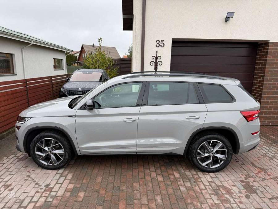 Pelēks Skoda Kodiaq 2021 Šauļi, ar dzinēja tilpumu 1.50 L un nobraukumu 233 tūkst. km par 21990 €, foto 4 vietnē AUTOMOTO.COM.LV