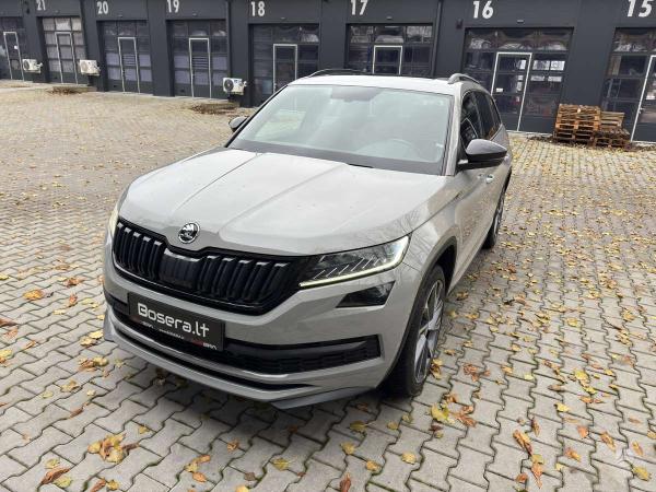 Pelēks Skoda Kodiaq 2021 Šauļi, ar dzinēja tilpumu 1.50 L un nobraukumu 219 tūkst. km par 21990 €, foto 9 vietnē AUTOMOTO.COM.LV